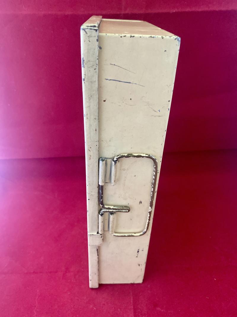BOAS Militaria | Useful WW2 British Military WD Arrow Marked 9.25” Wide Tin